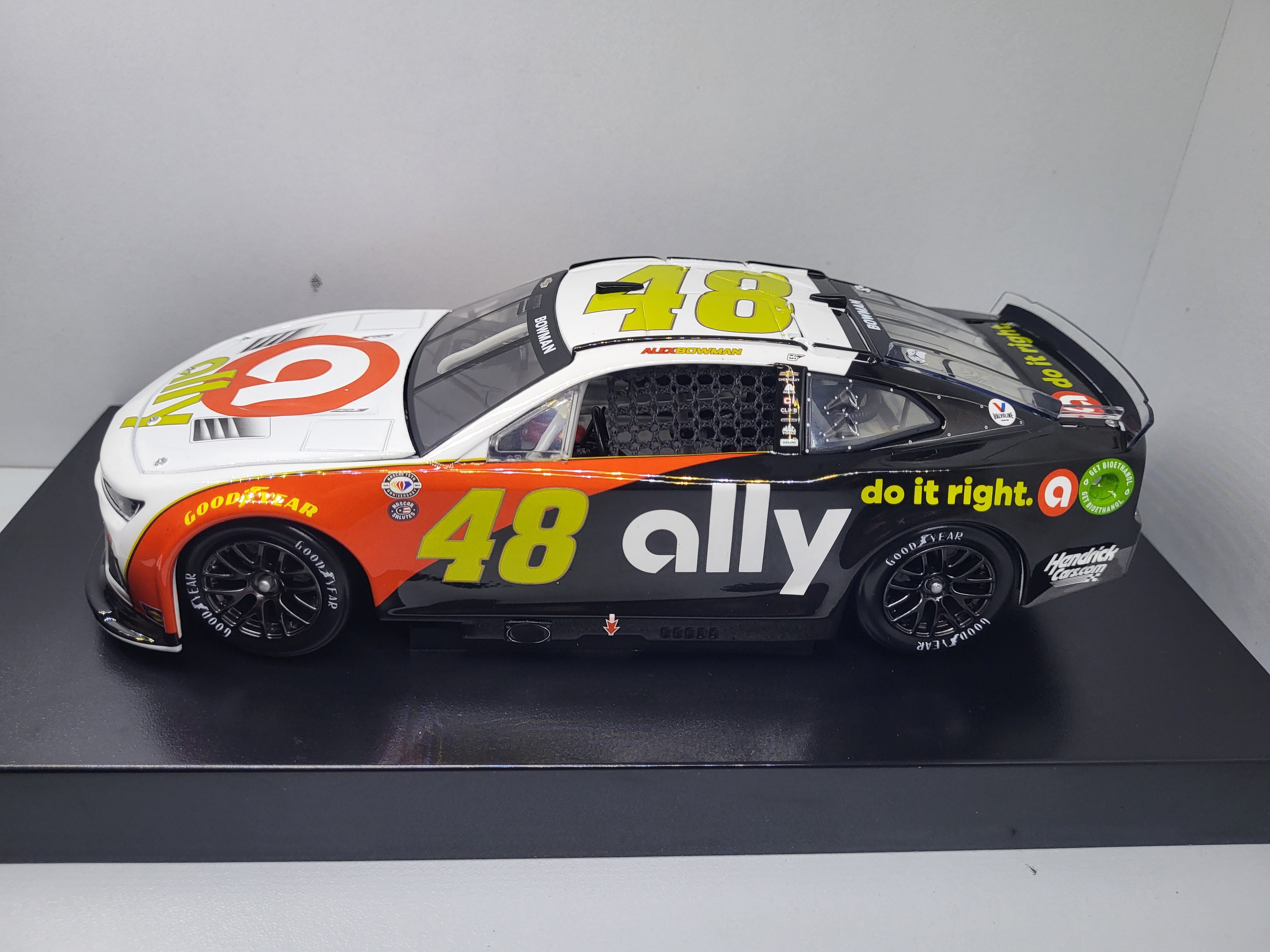 Alex Bowman 2023 Ally Throwback 1:24 | CL RACING COLLECTIBLES