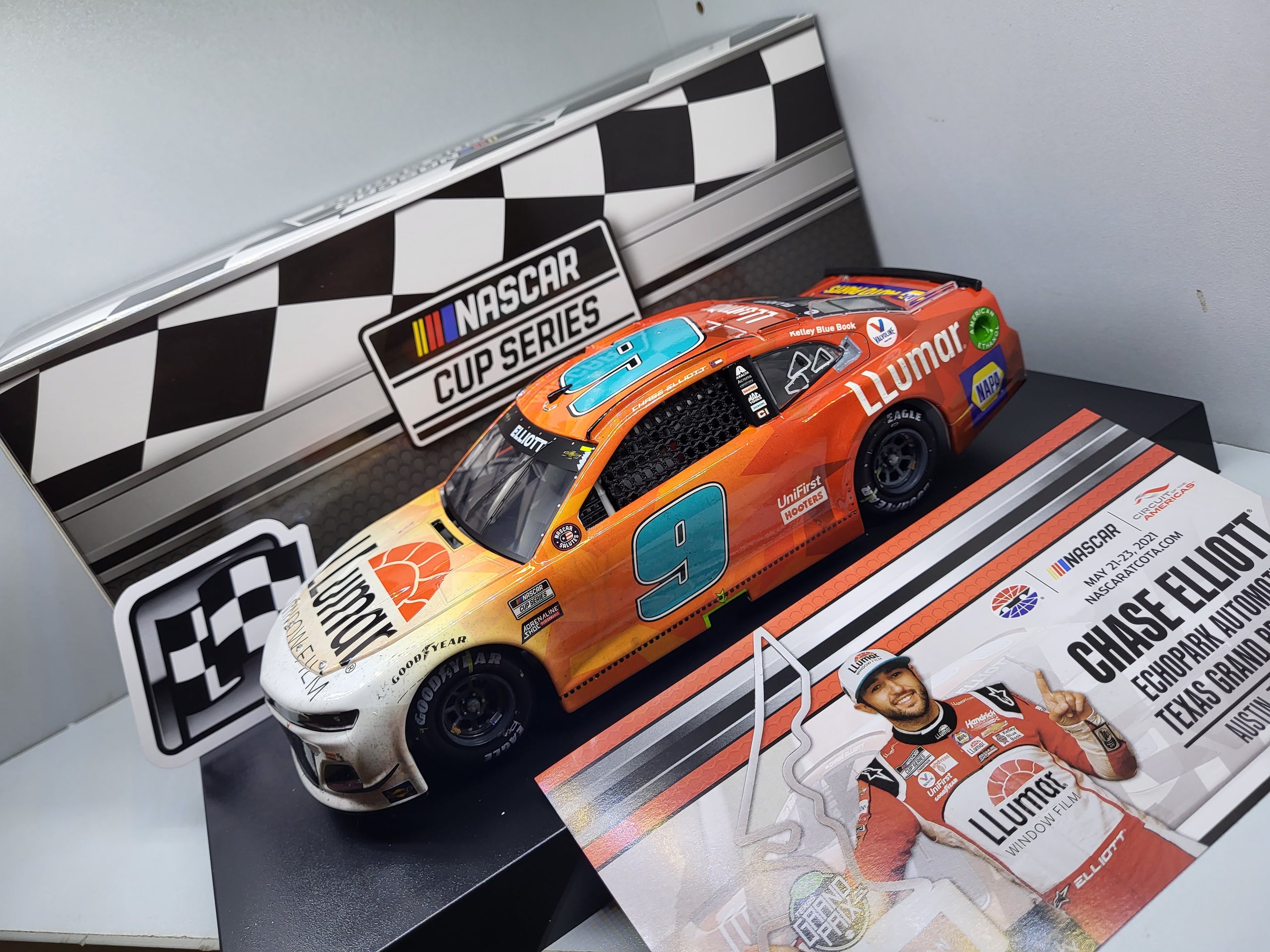 Chase Elliott 2021 COTA Win 1:24 | CL RACING COLLECTIBLES